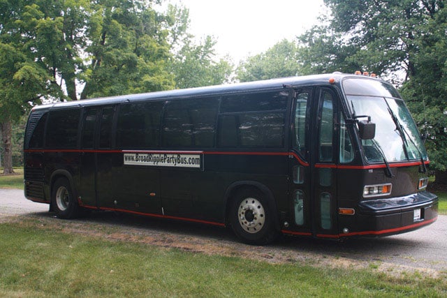 Party Buses Available in Indianapolis IN | View Our Rental Fleet